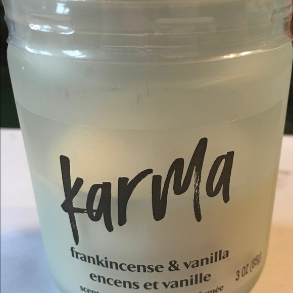 Boutique 9 | Accents | New Karma Candle In Frankincense And Vanilla ...